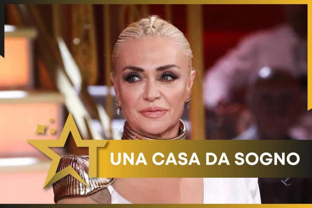 Avete mai visto casa di Paola Barale? Un mix perfetto di vintage e ...
